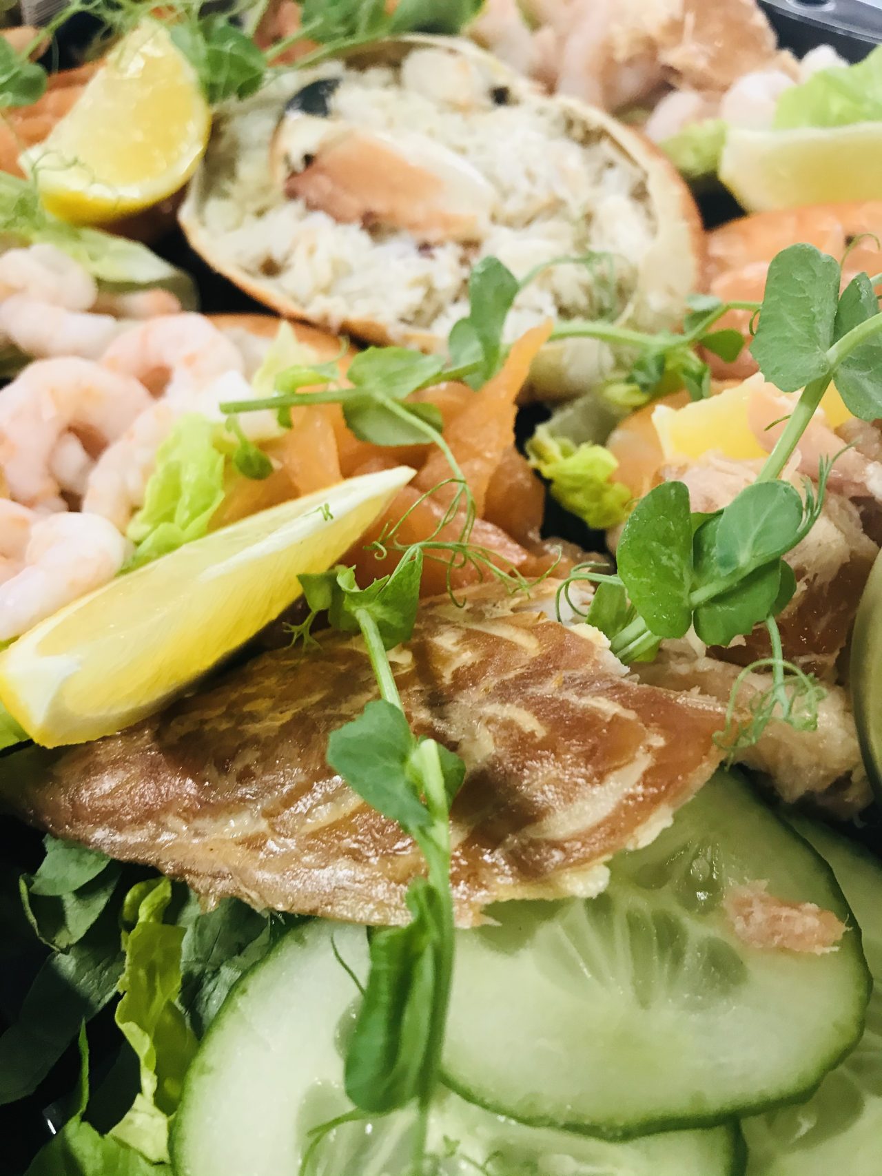 Deluxe Shellfish and Smoked Fish Platter – Sailbrand